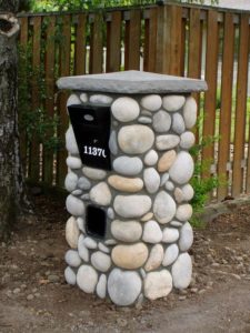 DIY mailbox post designs and ideas - THE HOMESTUD